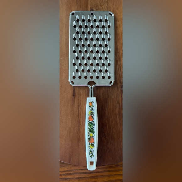 Ecko Unlimited | Kitchen | Vintage Ecko Spice Of Life Correlle Pattern ...